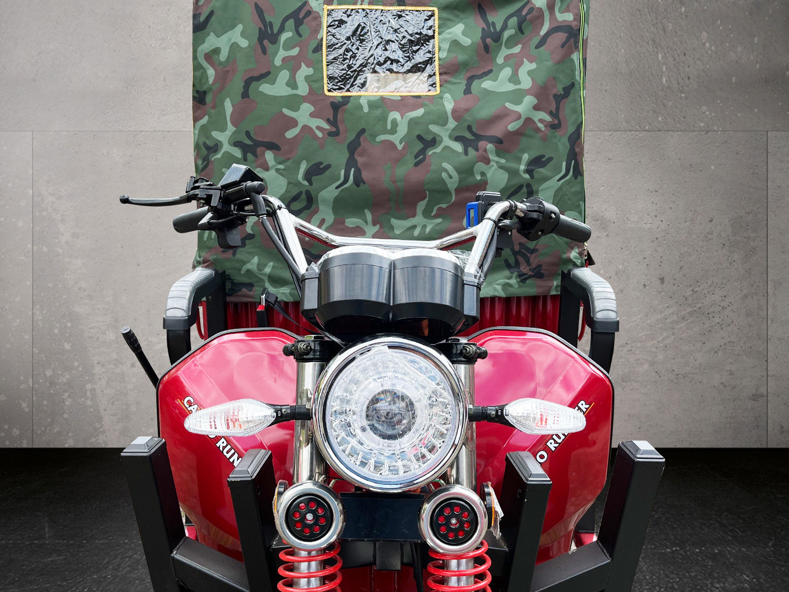 CARGO RUNNER mit Verdeck