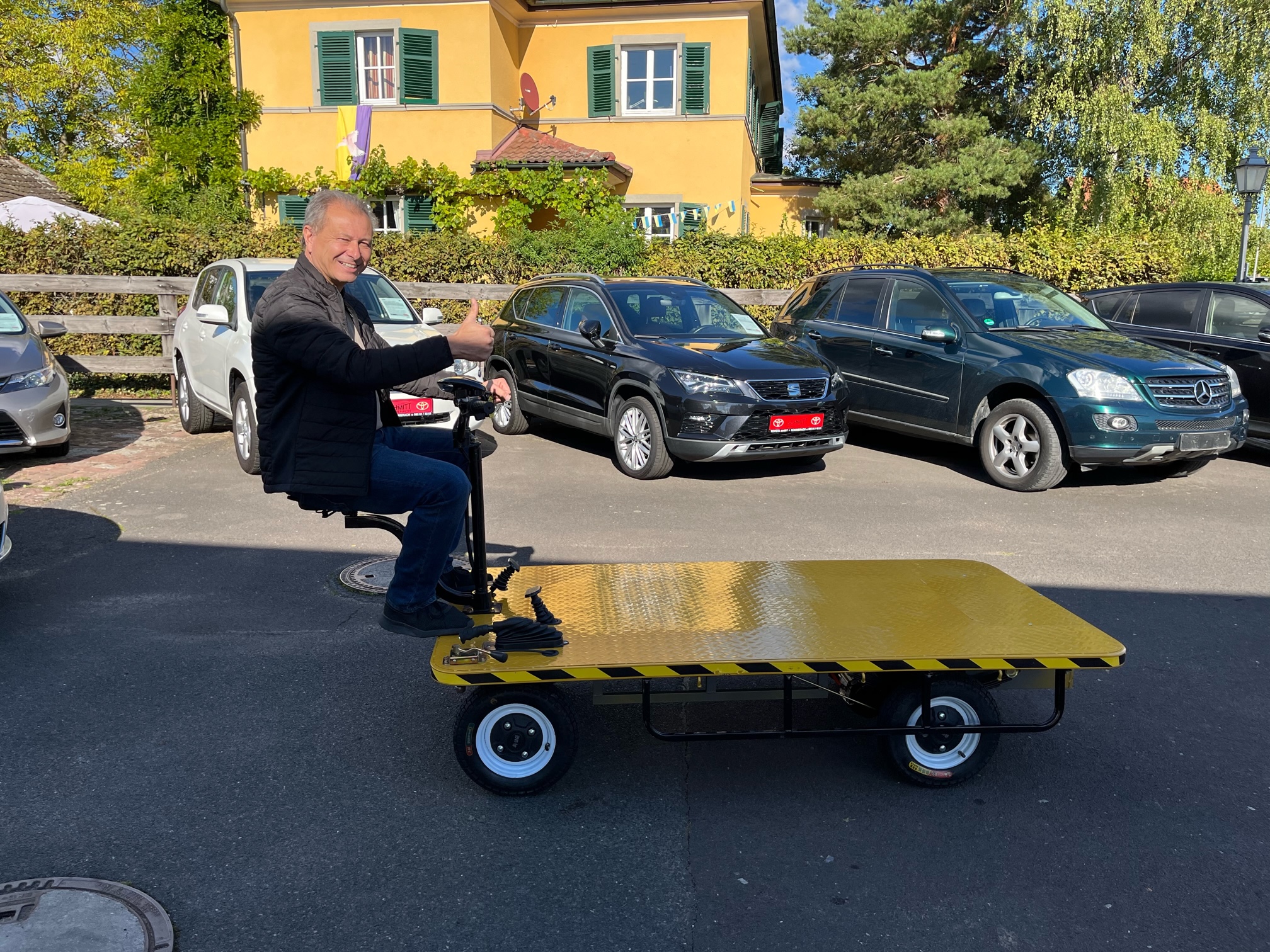 Cargo Runner ELEKTRO-PLATTFORM